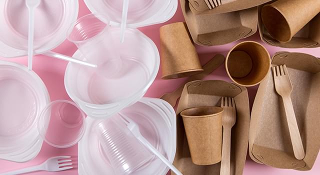 Infographic: Paper vs plastic packaging